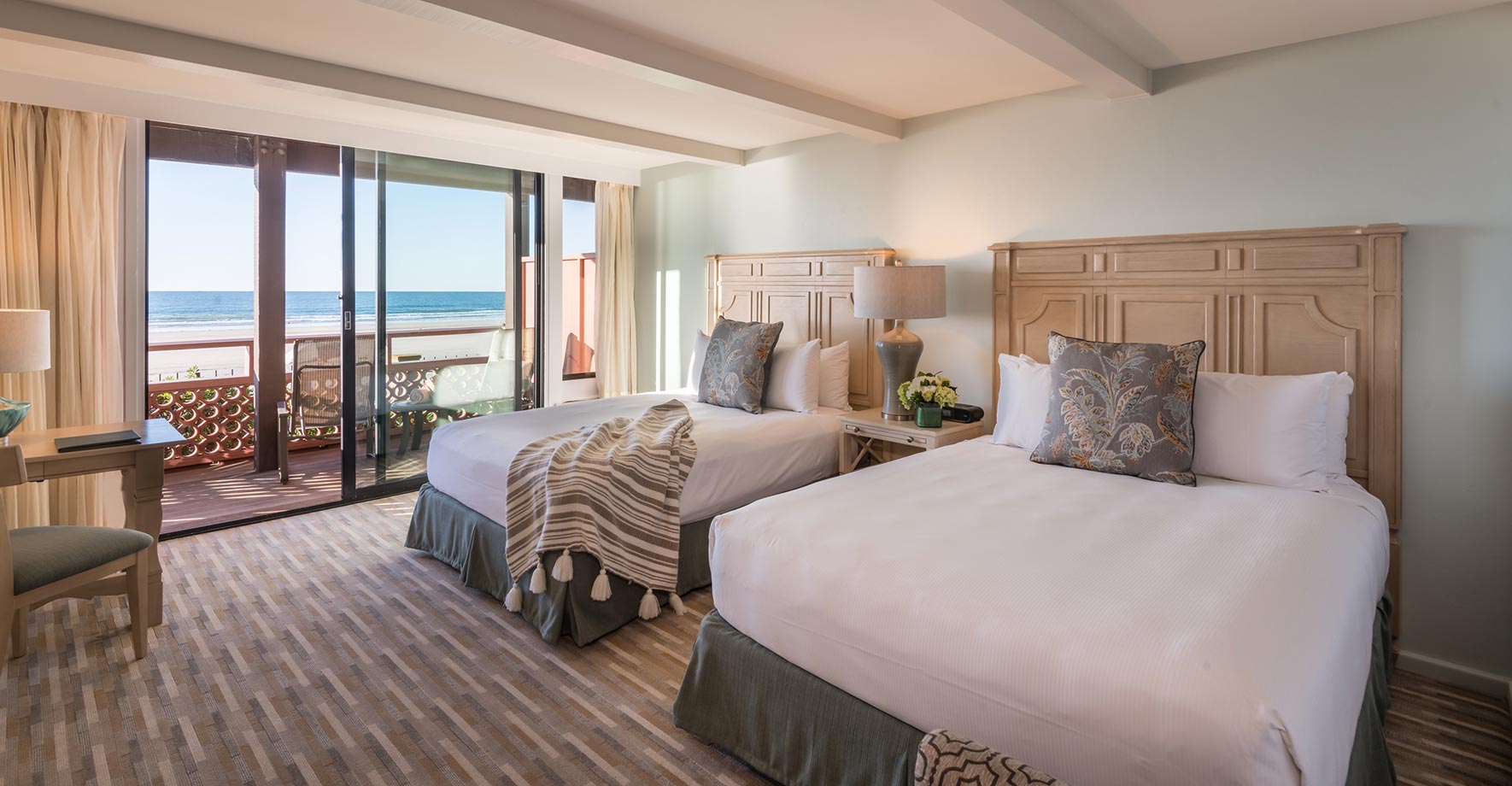 Beachfront Rooms | San Diego Beachfront Hotel