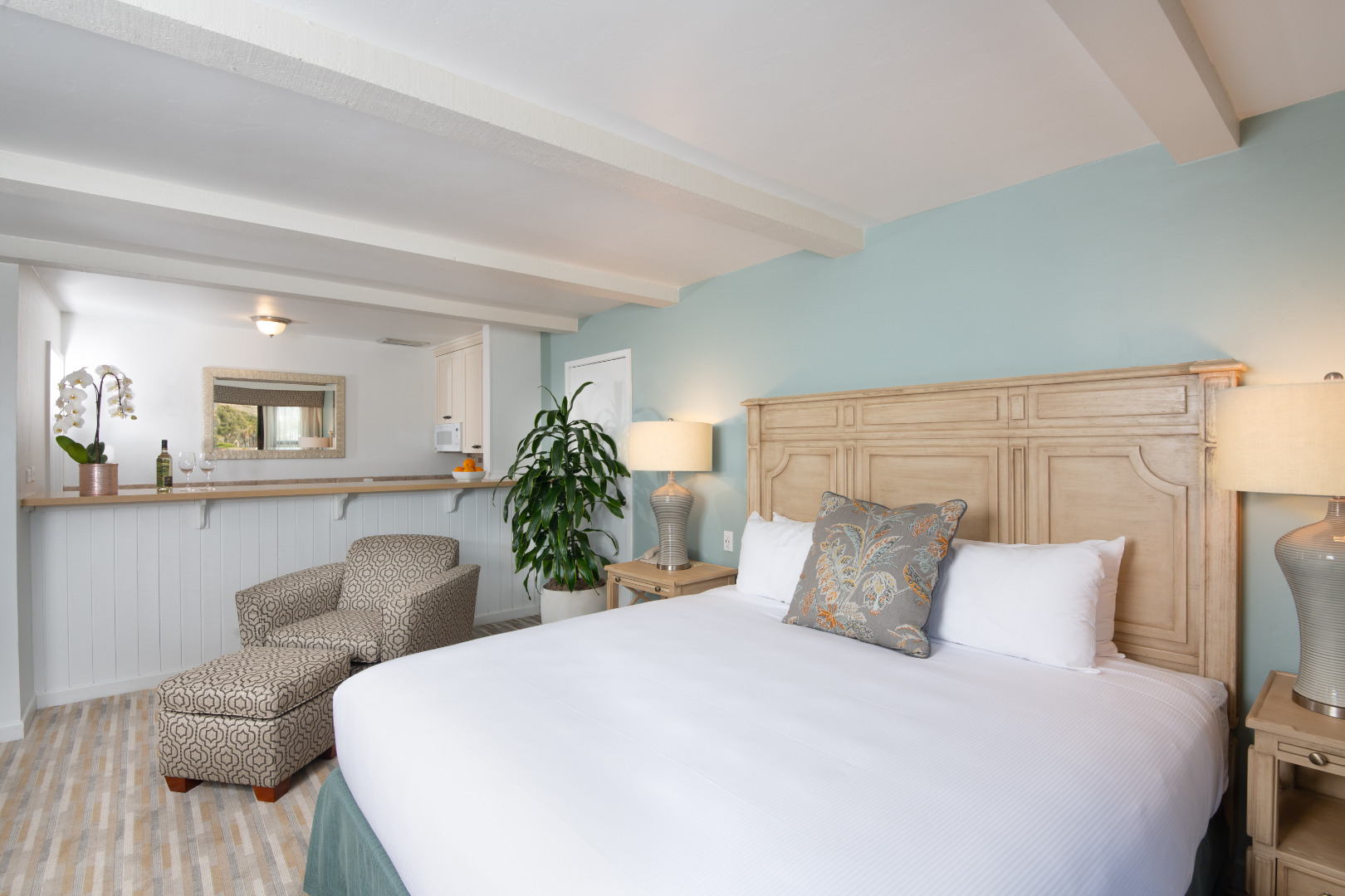 Beachfront Rooms in San Diego | La Jolla Shores Hotel